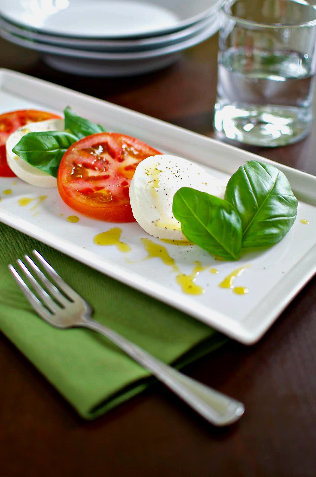 Traditional Caprese Salad Recipe Simple Tomato Mozzarella