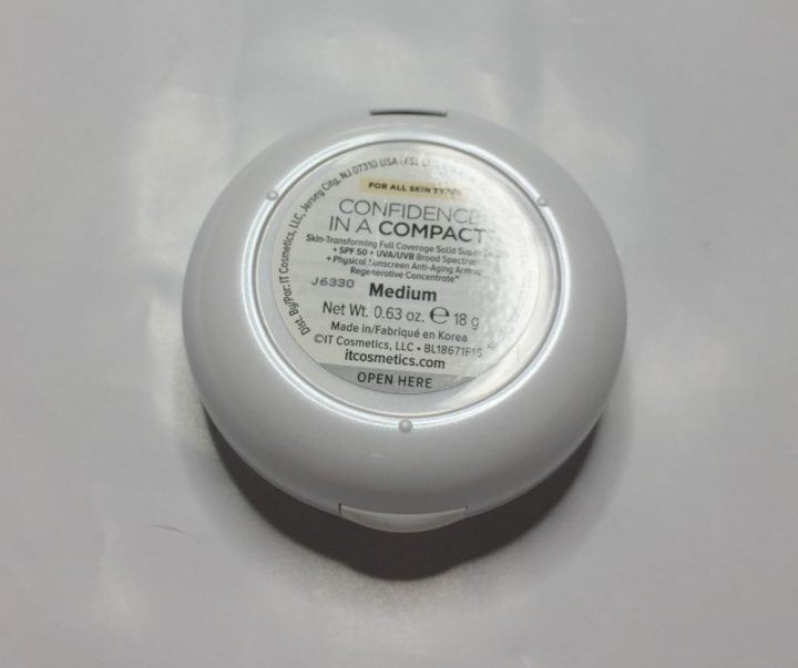 IT Cosmetics Confidence in a Compact Foundation Makeup Beauty