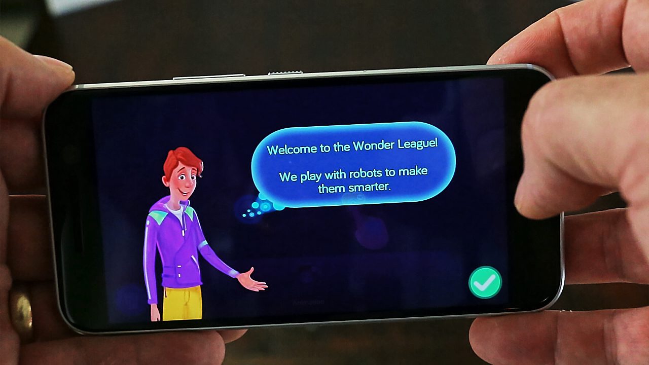 Dash STEM Learning Robot at Best Buy Programming Kids Robotics