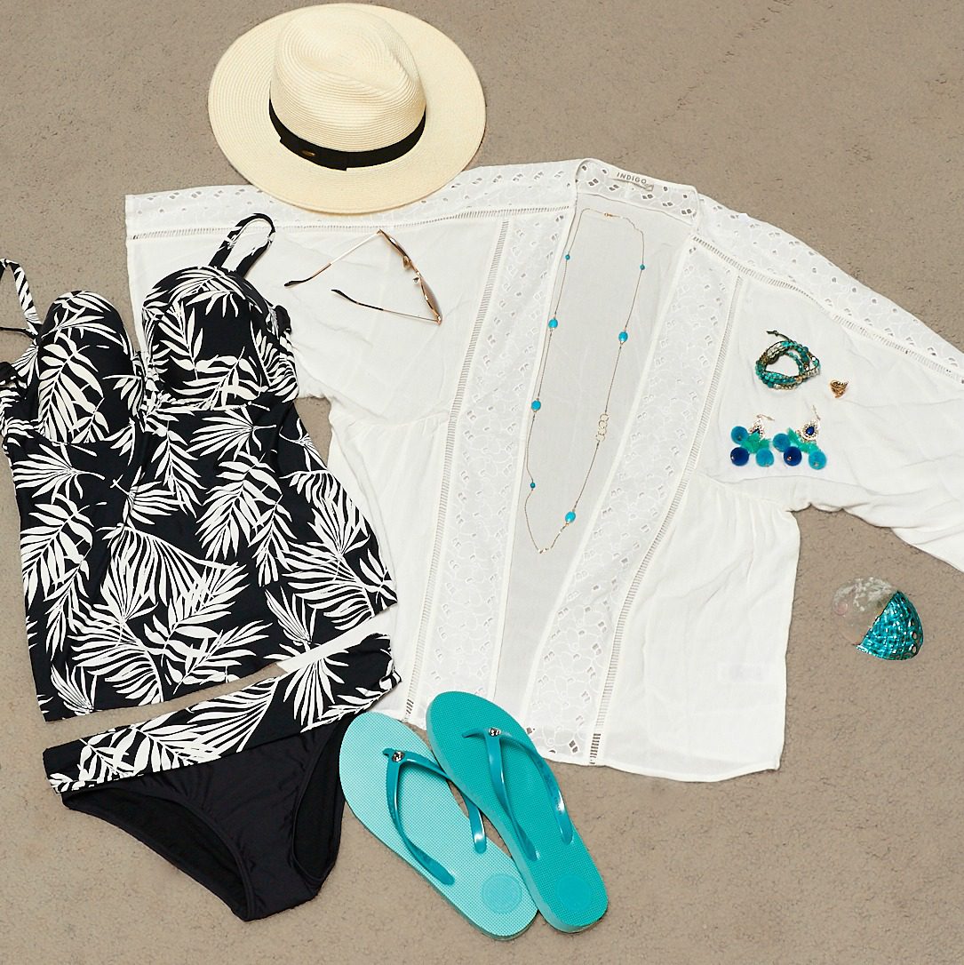What to Pack for a Summer Beach Weekend - Divine Lifestyle