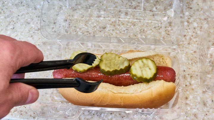 5 Ways to Build the Perfect Hotdog RaceTrac Dogtoberfest