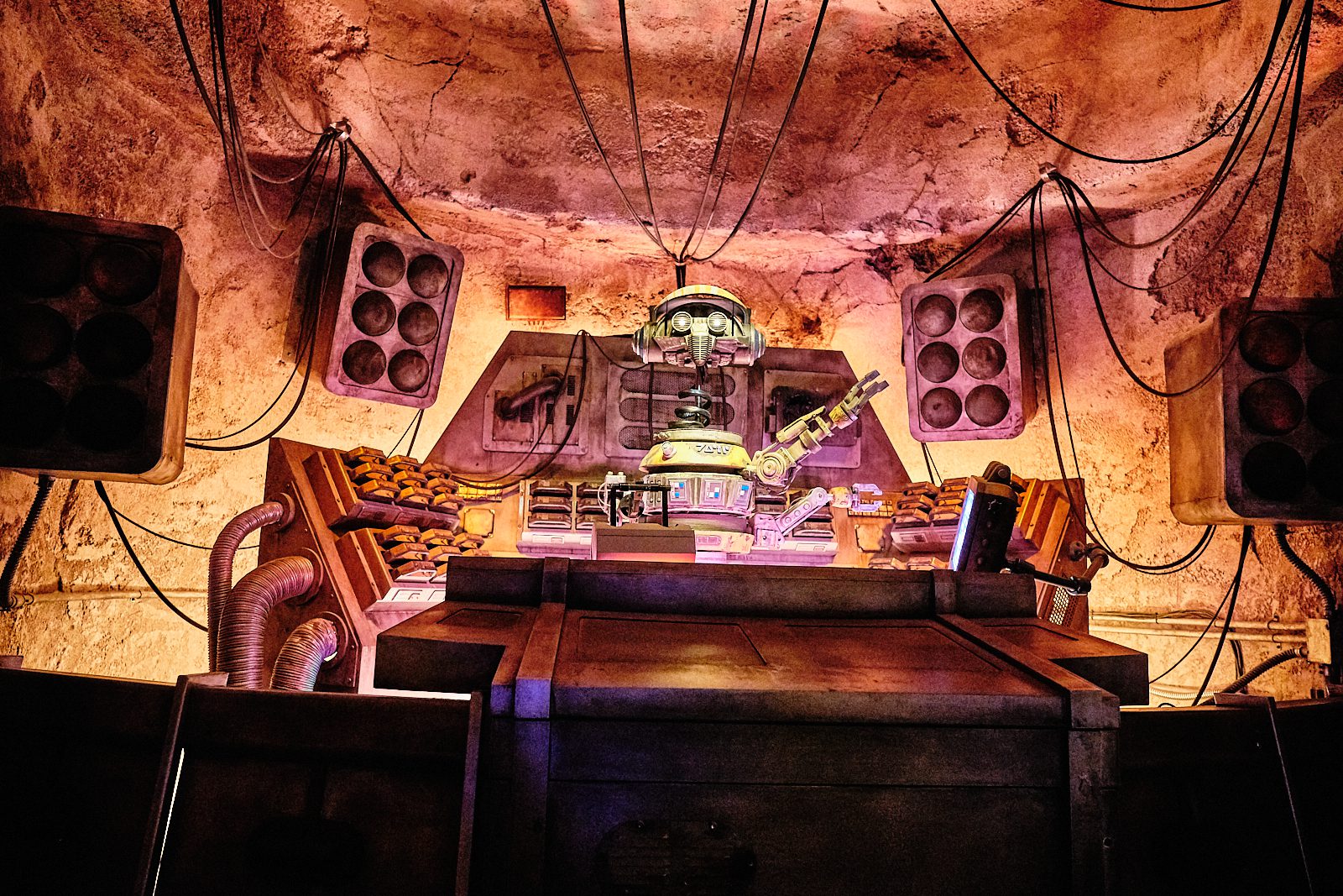 Disney's Star Wars Galaxy's Edge Rides Rise of the Resistance